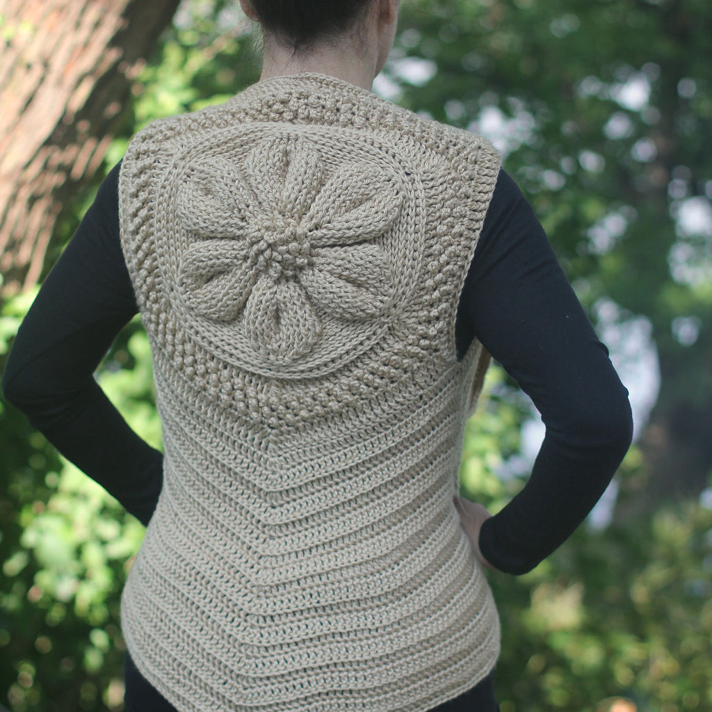 Embossed Daisy Vest – Bonita Patterns